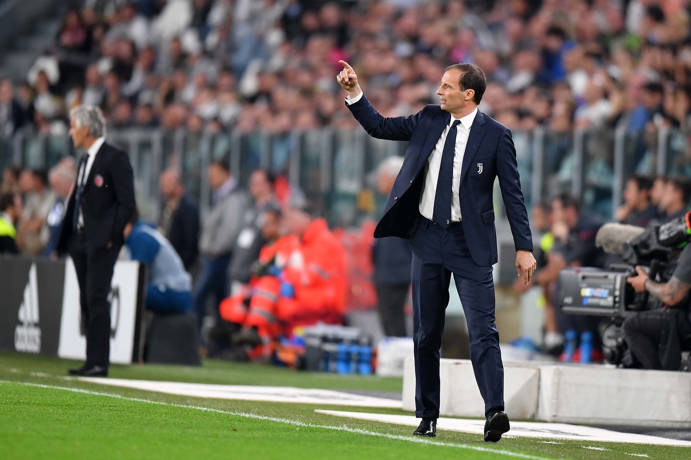Juventus, Altafini contro Allegri: "vince solo in Italia"