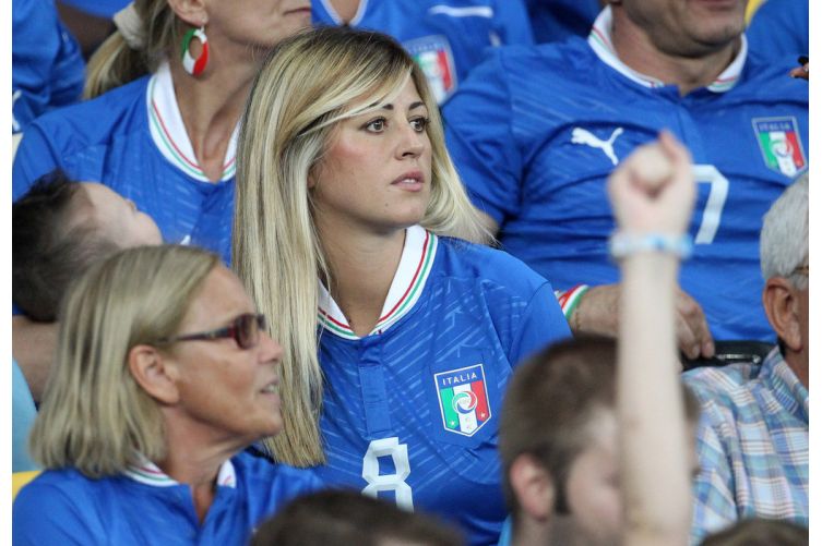 Lady Marchisio saluta Torino, nuovo look per San Pietroburgo [GALLERY]
