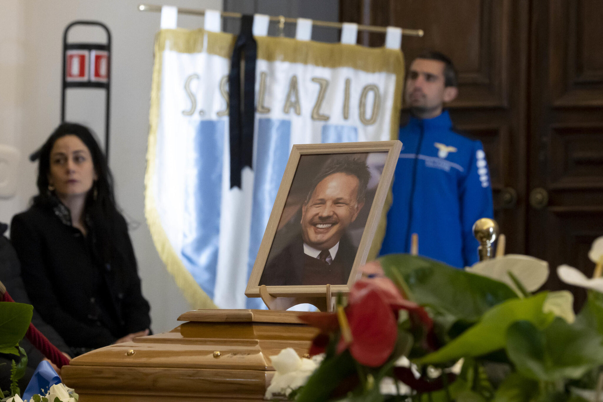 L’ultimo saluto a Mihajlovic | a Roma i funerali L’ultimo saluto a Mihajlovic | a Roma i funerali