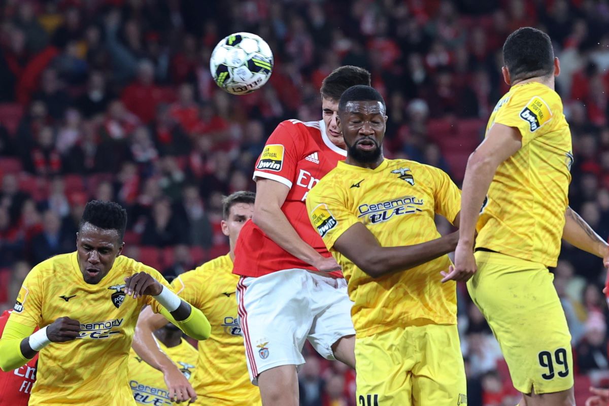 Benfica nel caos: sospetta corruzione per entrare in Champions League Benfica nel caos: sospetta corruzione per entrare in Champions League