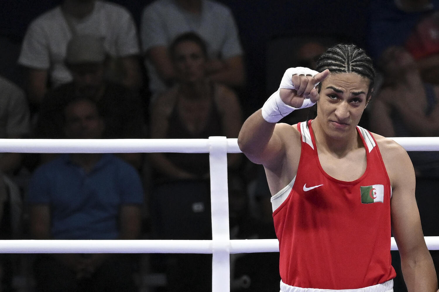 Olimpiadi di Parigi 2024, l'Algeria difende Imane Khelif